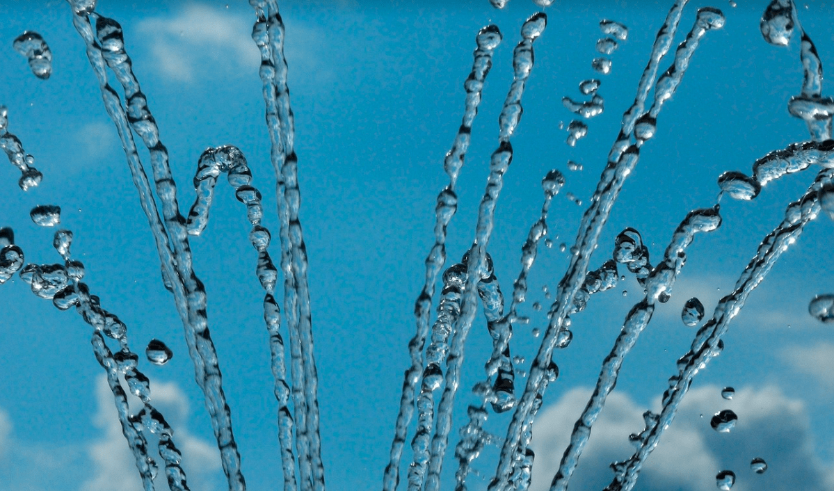 Drop and bubble formation – James Sprittles